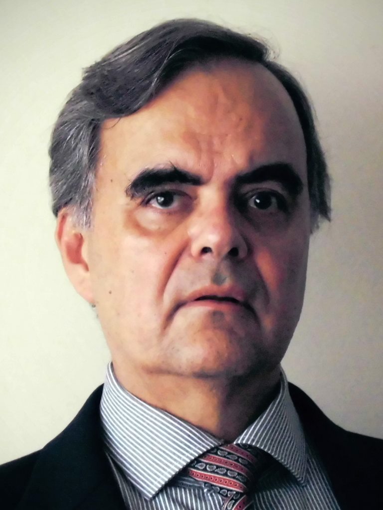 CARLOS JOSÉ FERREIRA DA ROSA - Perfil - Auxiliares da Justiça