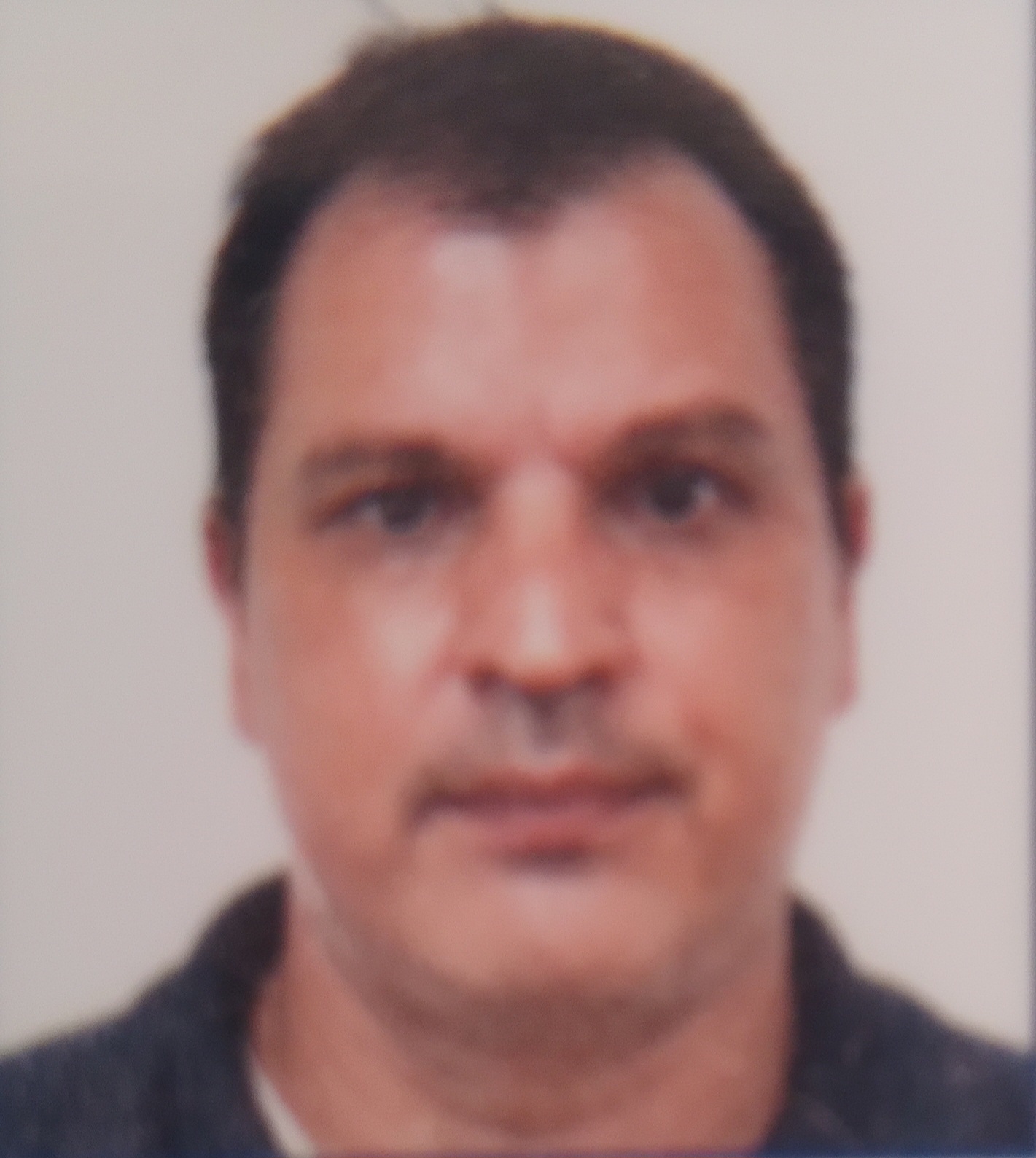 Daniel Winther Checchia - Perfil - Auxiliares da Justiça