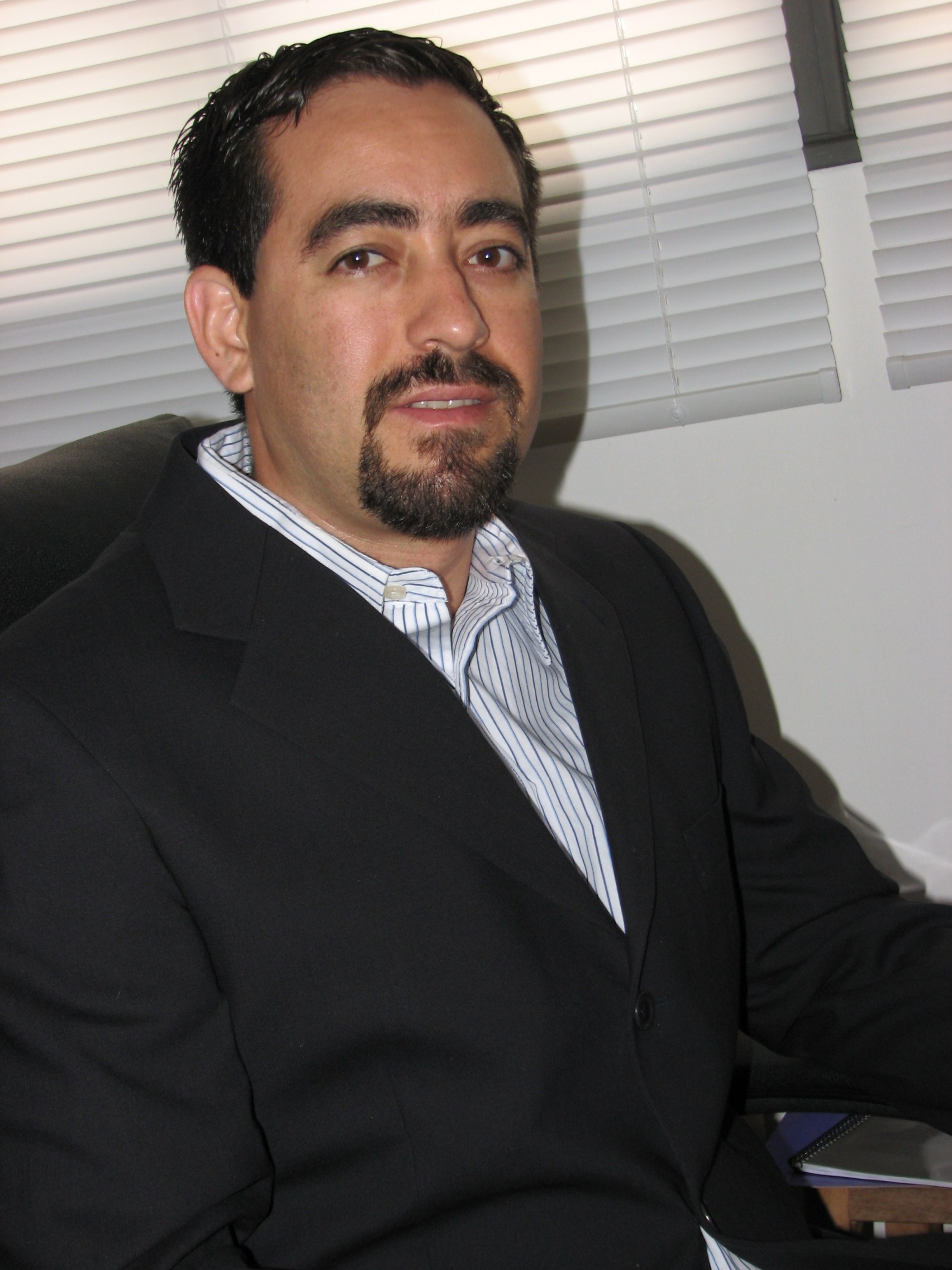 otavio villar da silva neto - Perfil - Auxiliares da Justiça