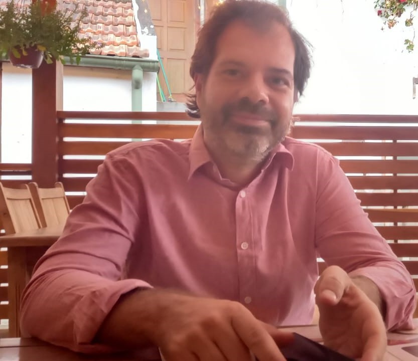 ERIC FRADE COELHO - Perfil - Auxiliares da Justiça