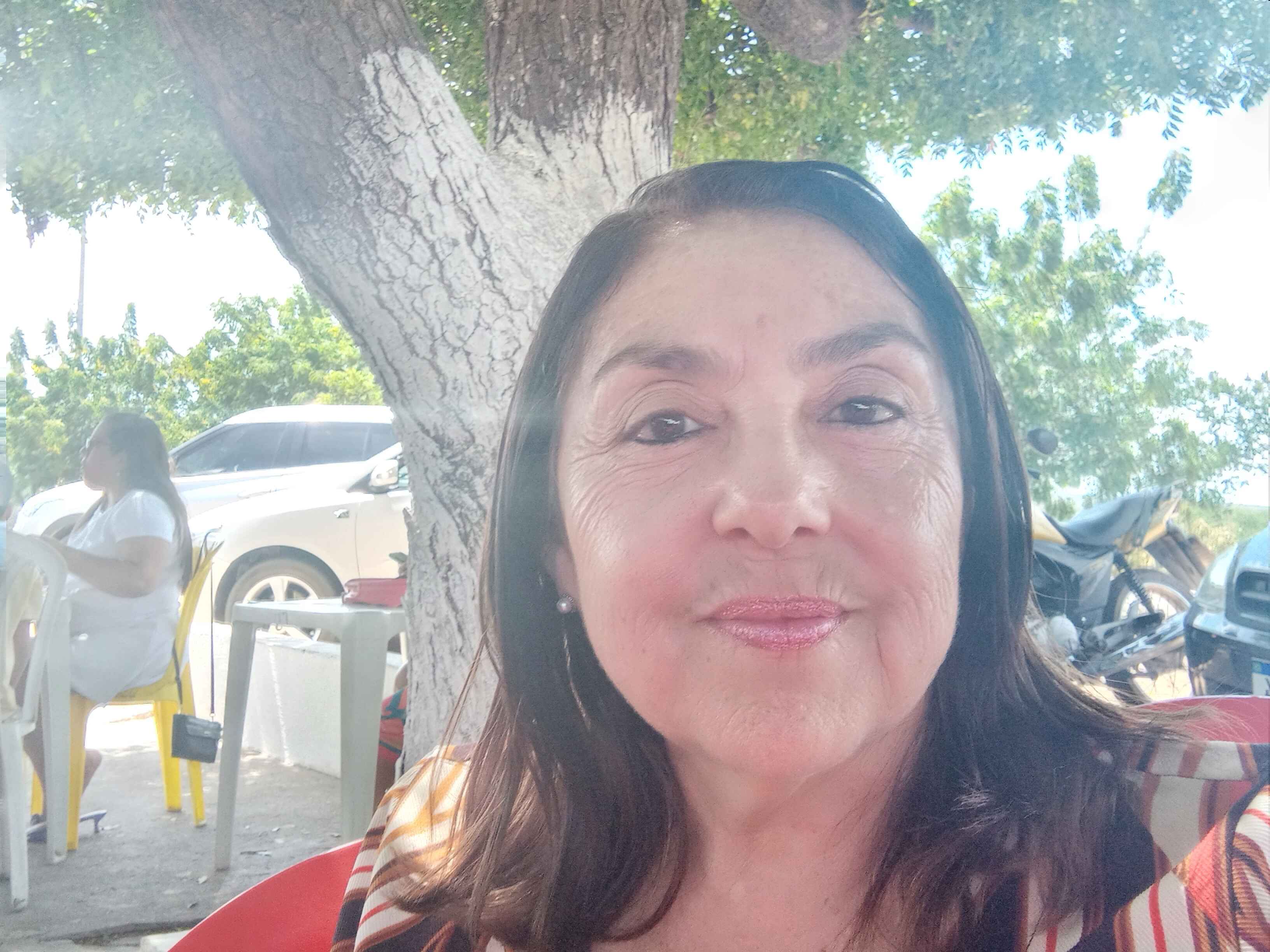 Maria Dalva de Sousa Lima - Perfil - Auxiliares da Justiça